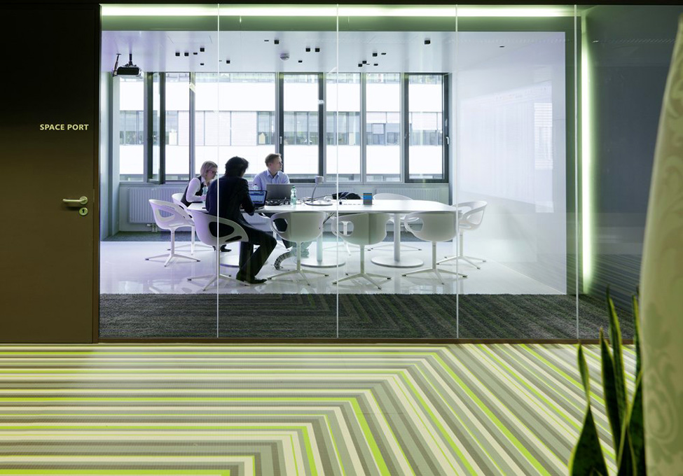 Pix Grove: Luxurious Microsoft Office in Vienna, Austria