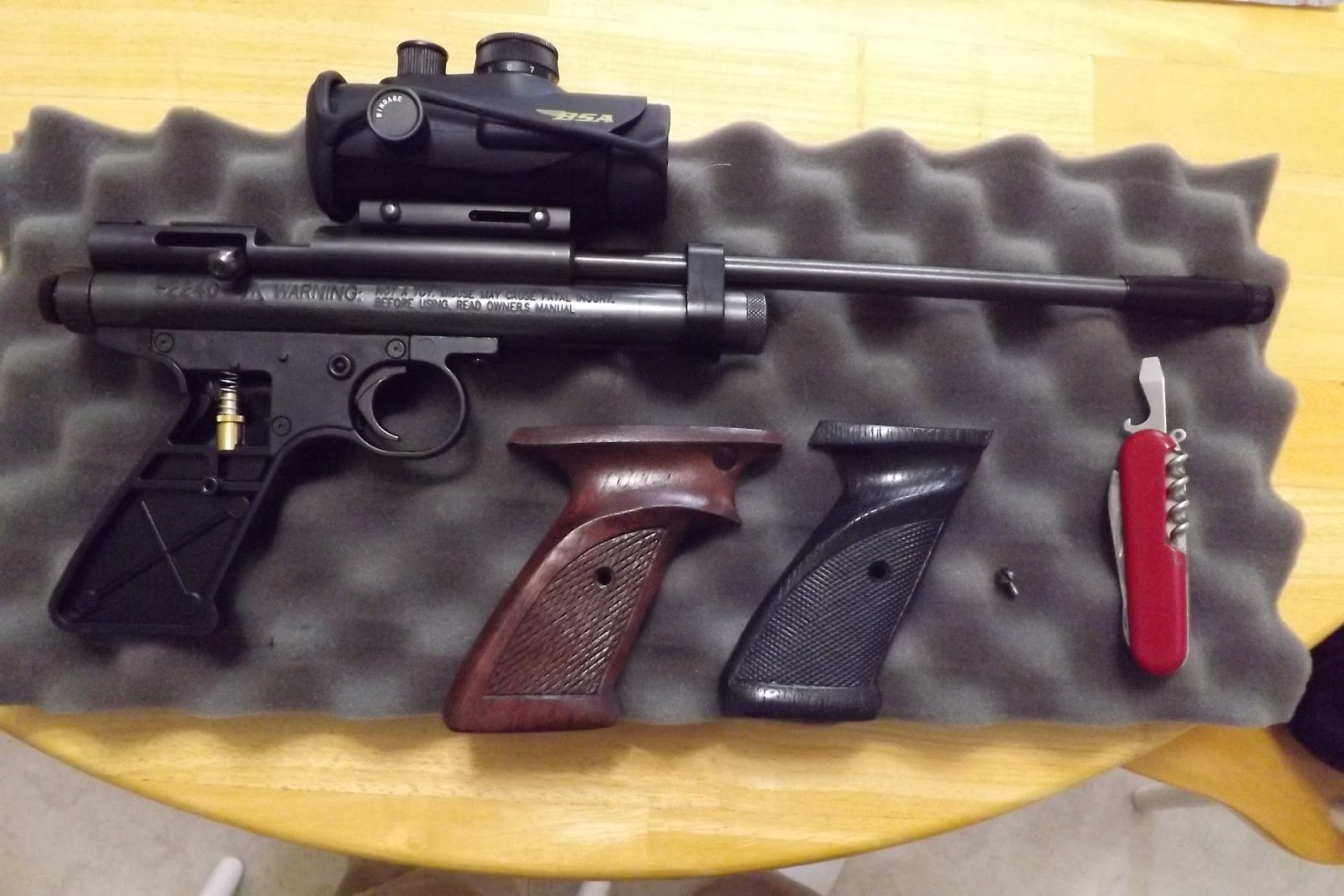 Hugh's Custom Air Guns: CNC Walnut grips and a Stripper!