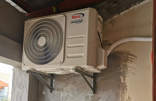 Life: A Race to Run: Matrix Split Type Inverter Aircon Review