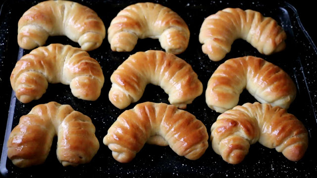 Josephine's Recipes : How To Make Soft & Fluffy Bread