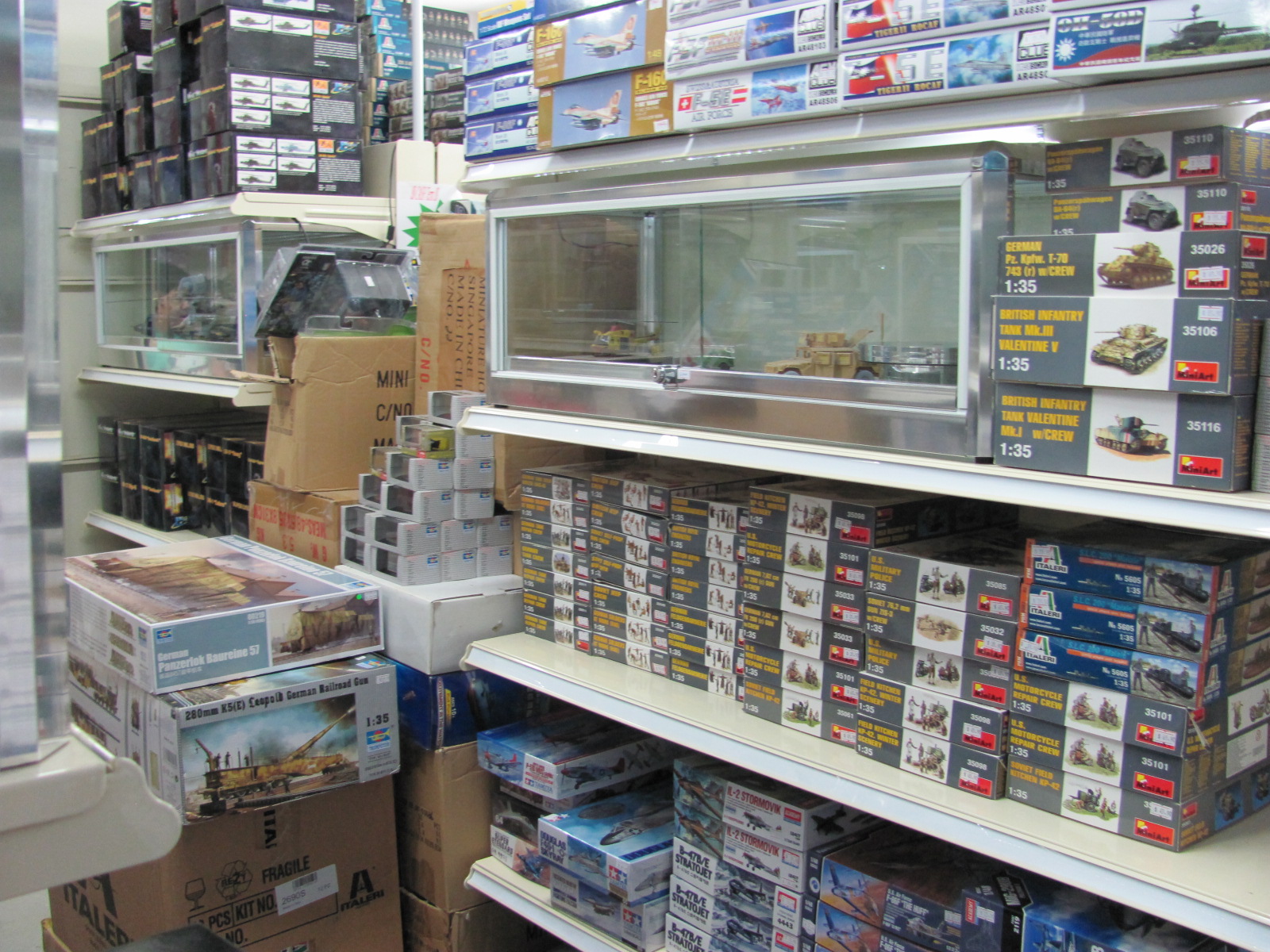 Singapore Scale Modelling: Miniature Hobby