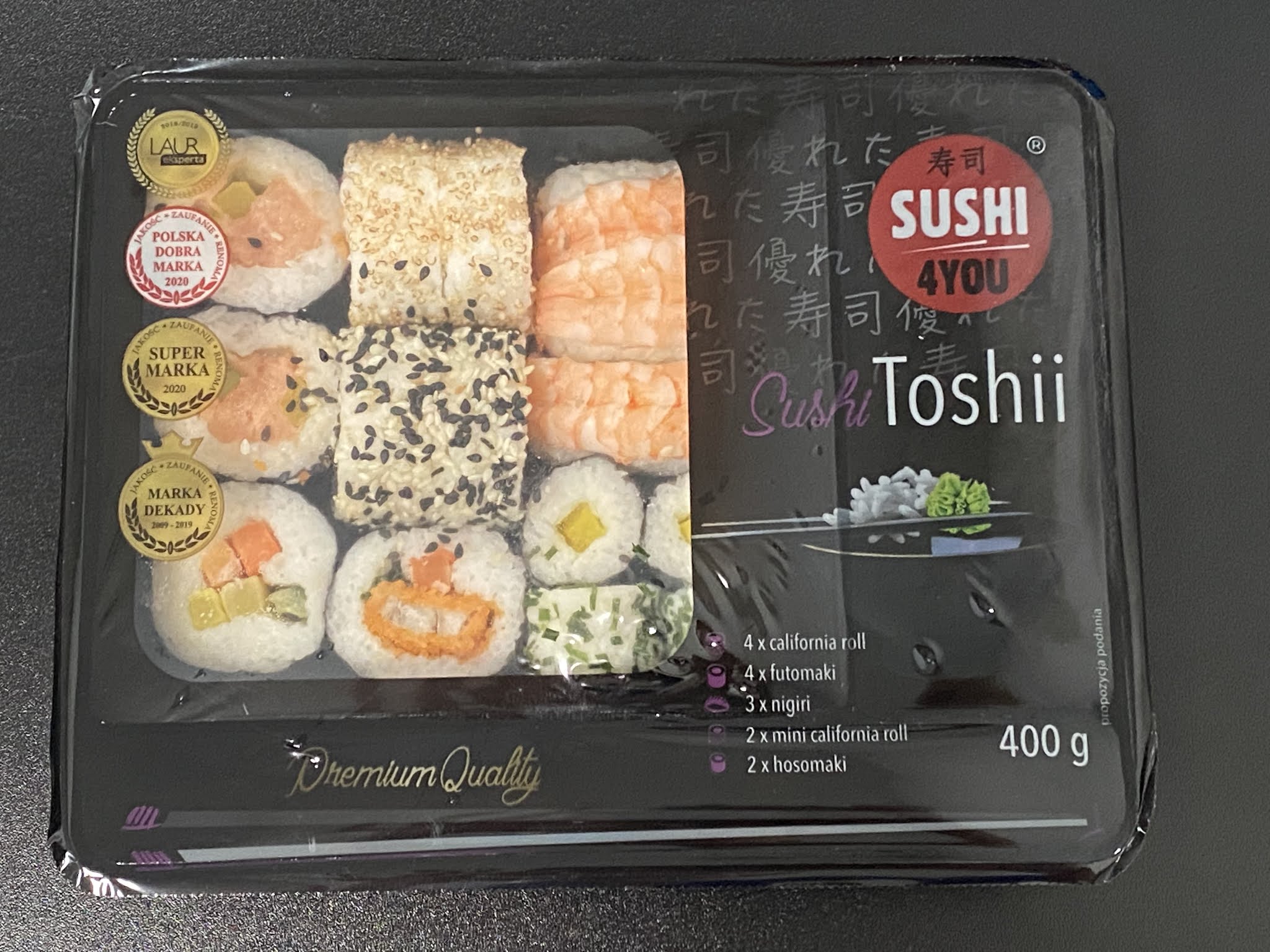 Claudia Morningstar: Sushi 4You- Sushi Toshii