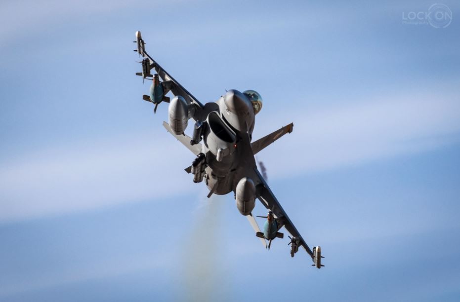 Military and Commercial Technology: Air Force, Lockheed start F-16 ...