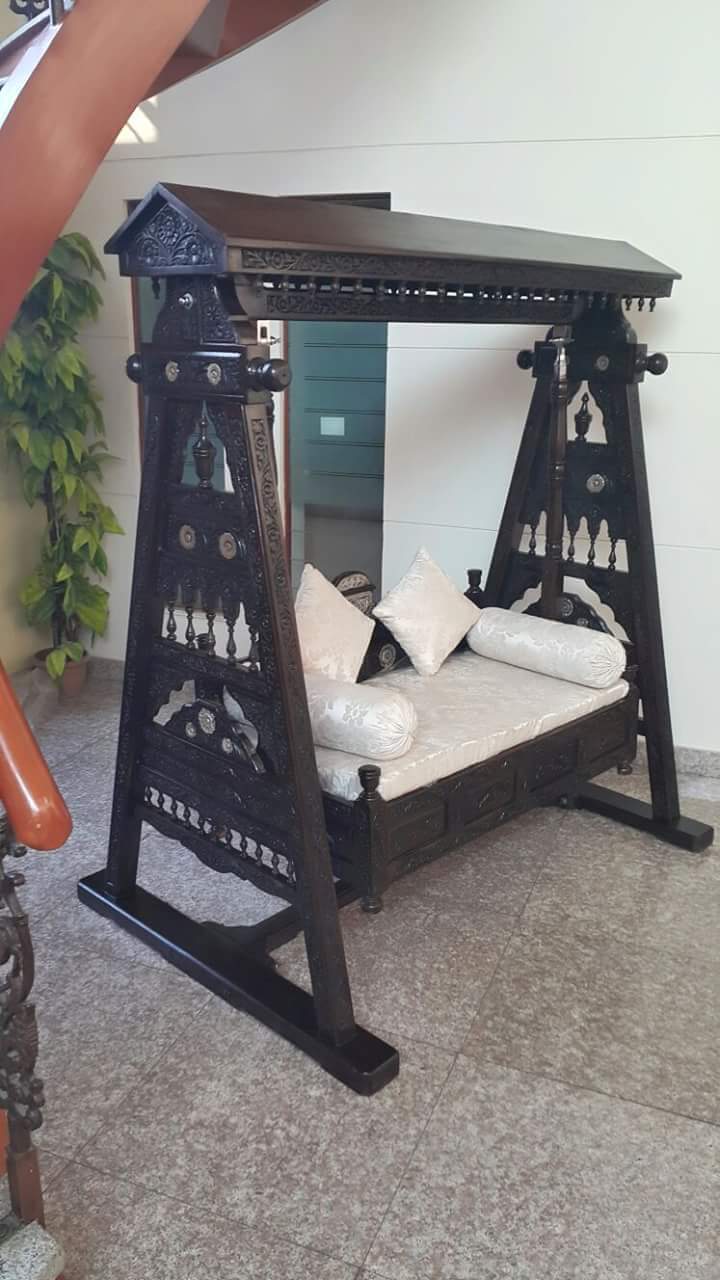 40 Beautiful Wooden Jhoola Designs | Wooden Jhula For Living Room ...