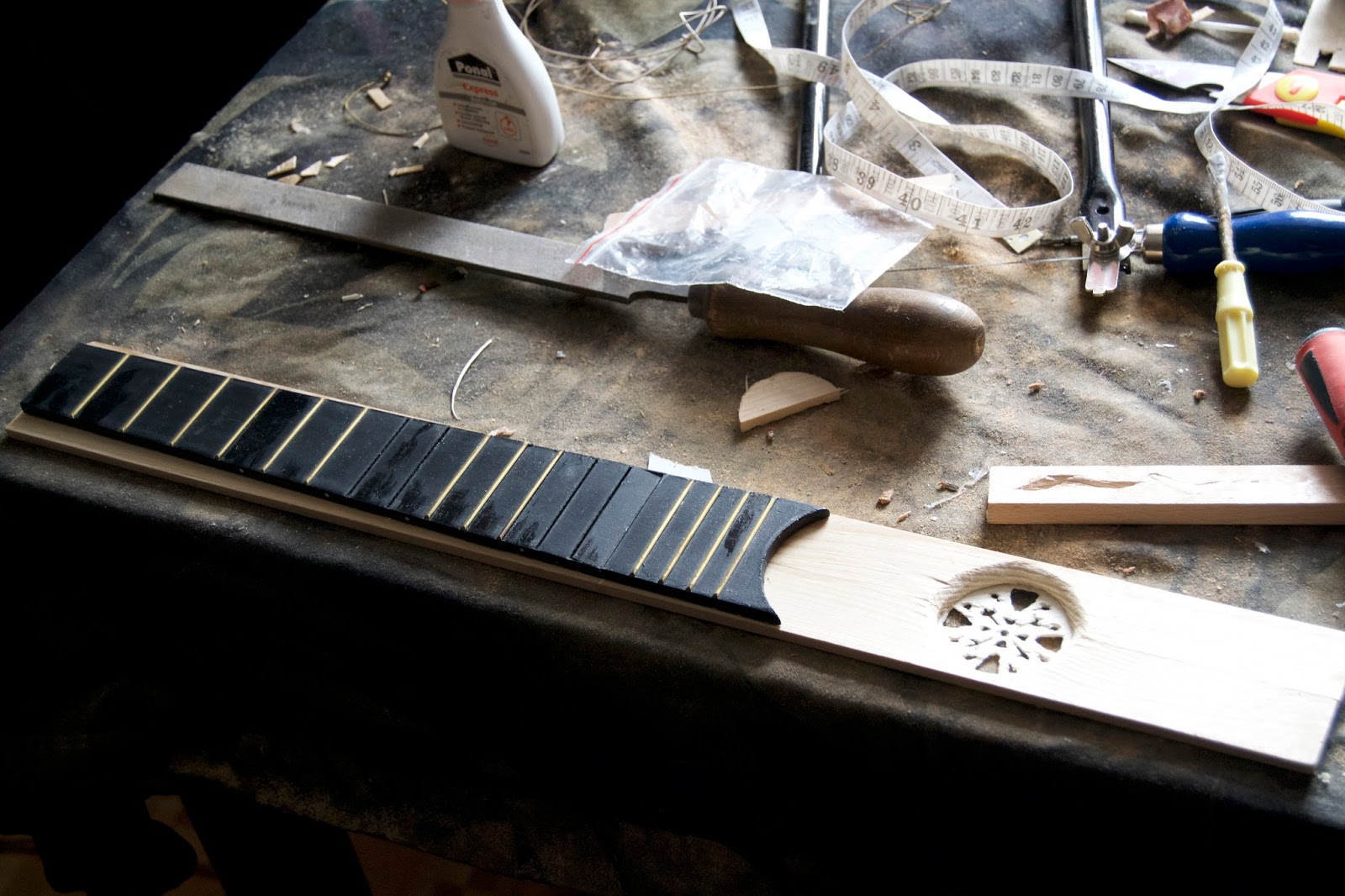 Zwischen den Zeiten: Scheitholt