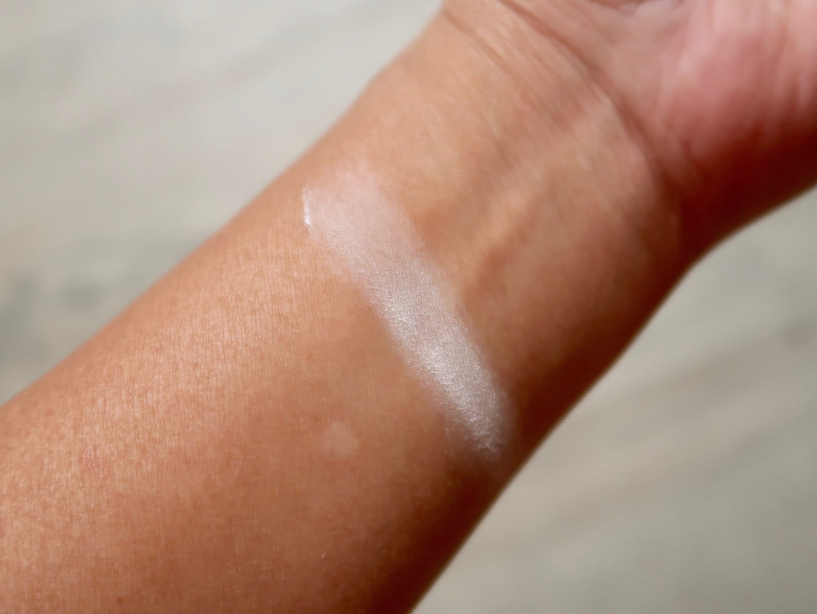 Flormar Invisible Loose Powder: A gem in the department store!