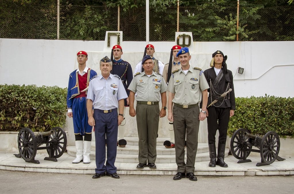 ΕΠΙΣΚΕΨΗ ΑΡΧΗΓΟΥ ΓΕΕΘΑ ΣΤΗΝ ΠΡΟΕΔΡΙΚΗ ΦΡΟΥΡΑ | KRANOSGR