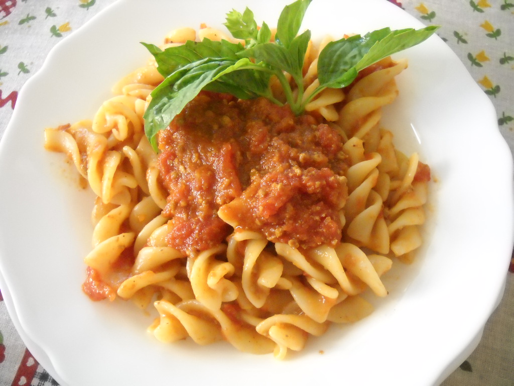 FUSILLONI CON RAGU' BOLOGNESE da su Akkiapparicette