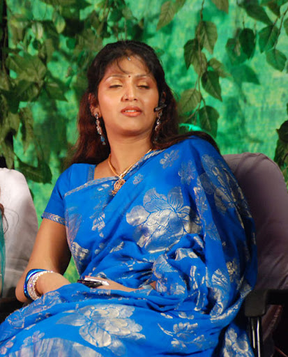 beautiesinsarees: Bhuvaneswari Hot in Saree Spicy Pics