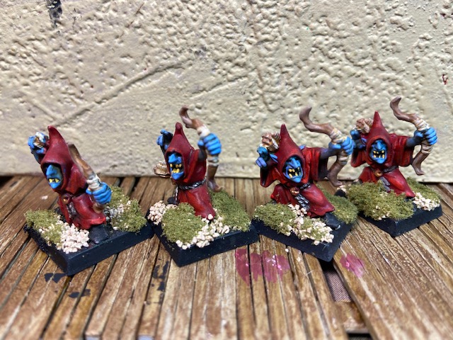 Gaming with the Gnomies: (Painting) Blue Martians / Night Goblin Archers