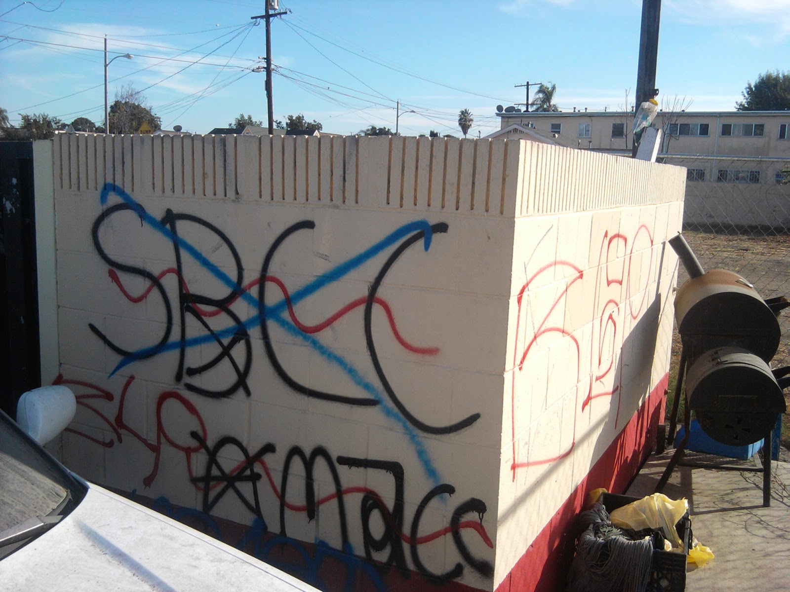 crip gangs graffiti: Santana block compton crip