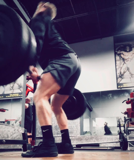 DUSTIN MCNEER : 38 IMÁGENES QUE NOS REGALÓ EN NOVIEMBRE