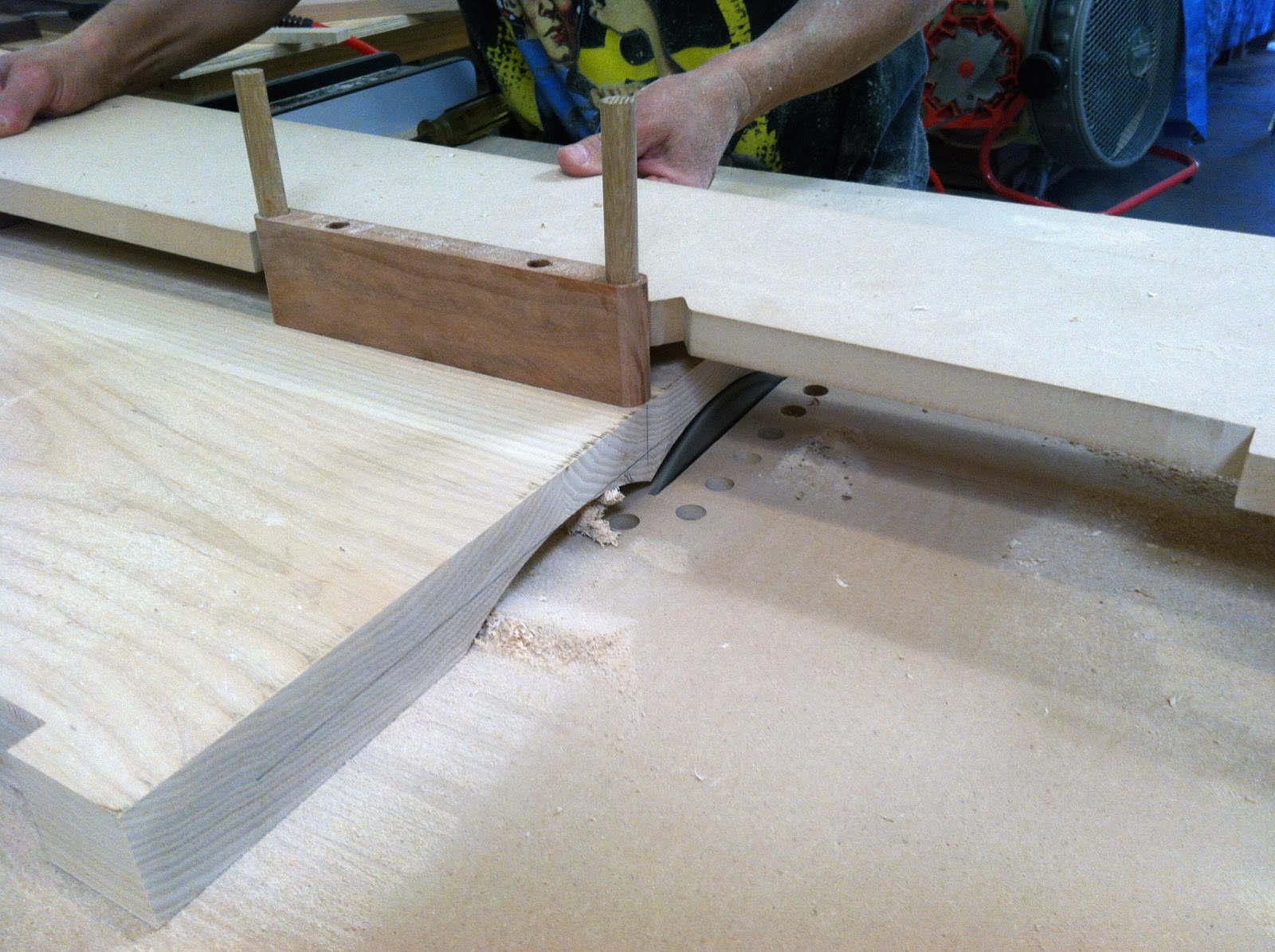 Let's Talk Wood: The coolest seat scooping jig ever