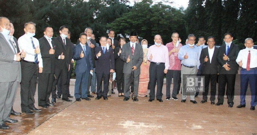 Musa Aman Claims He Has Simple Majority to take over Sabah State ...