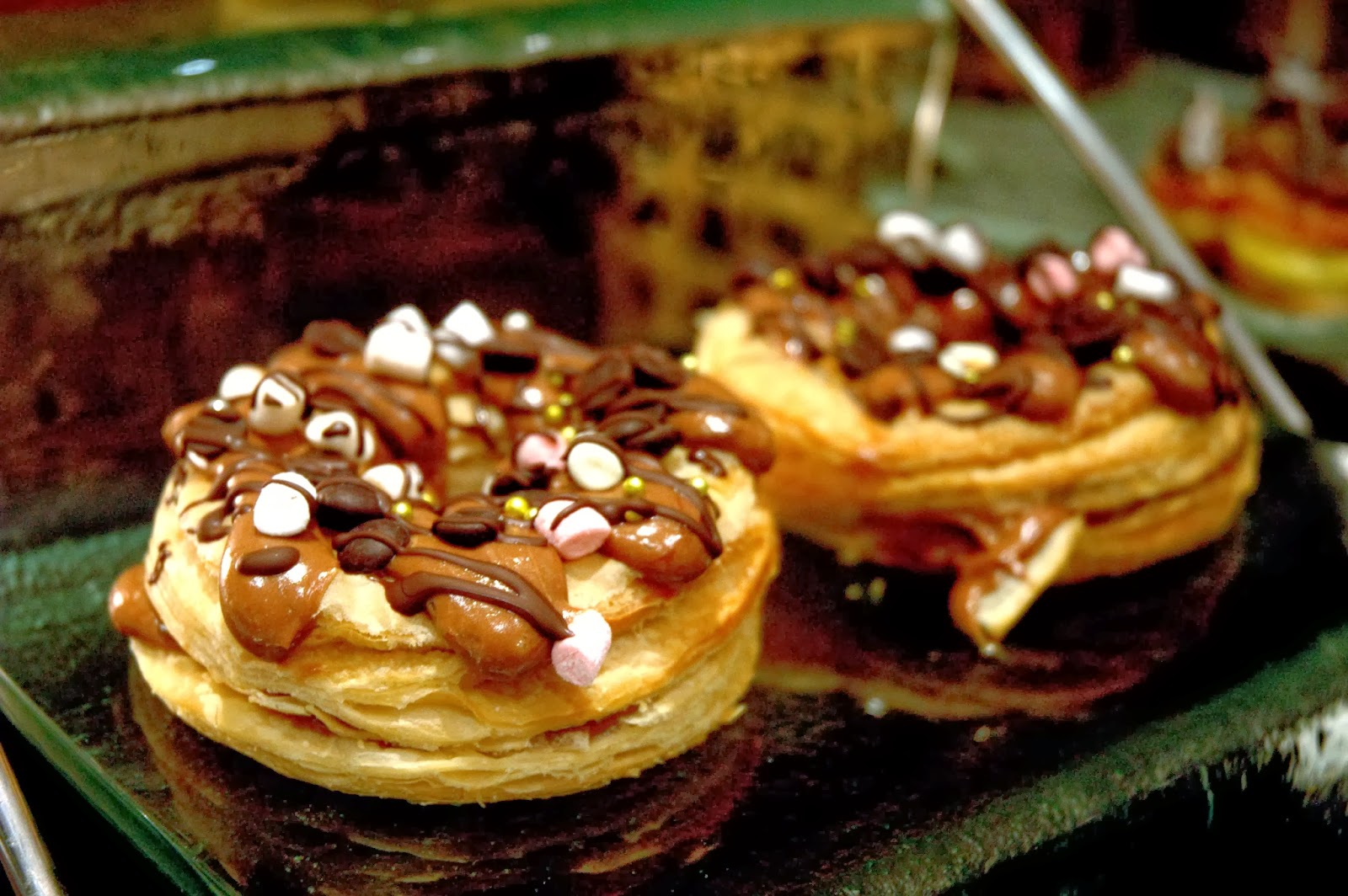 DUDE FOR FOOD: Cronuts Any Way You Want It at Oakroom Restaurant & Bar