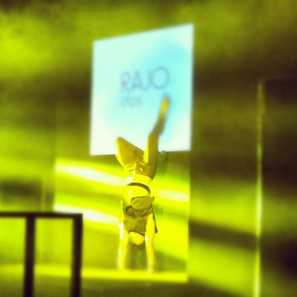 Bench/OJ + RAJO Fashion Show in The Philippine Fashion Week Holiday ...