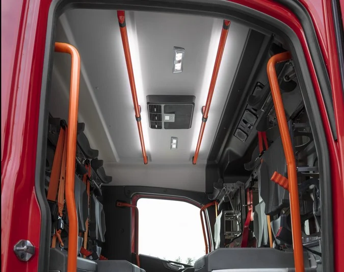 Volvo lança cabine dupla para modelos FM e FMX