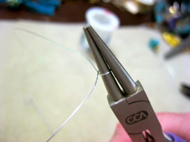 Raziela Designs: DIY: Collapsible Eye Needle