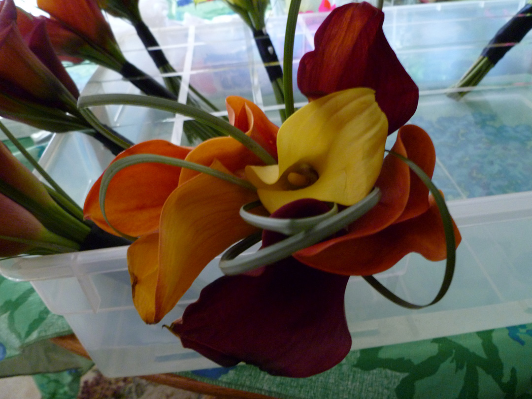 Always Springtime Flowers: Ravishing Red Wedding Flowers