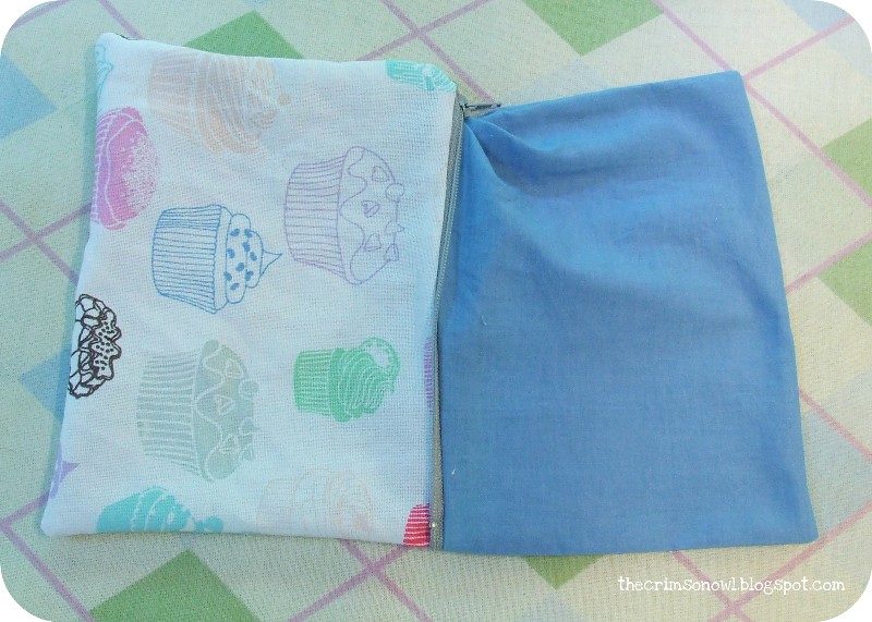 2 Sided Zipper Pouch Tutorial ~ DIY Tutorial Ideas!