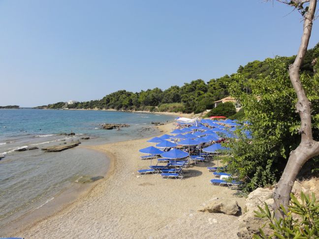 ΗΣΥΧΕΣ ΔΙΑΚΟΠΕΣ ΚΑΙ ΤΑΞΙΔΙΑ ΣΤΗΝ ΕΛΛΑΔΑ: ΚΑΤΑΚΟΛΟ ΗΛΕΙΑΣ