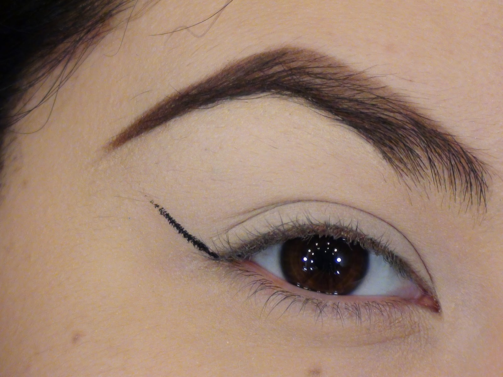 ¡Maquillaje para todas!: Como hacer un Delineado Perfecto ¡Muy fácil!