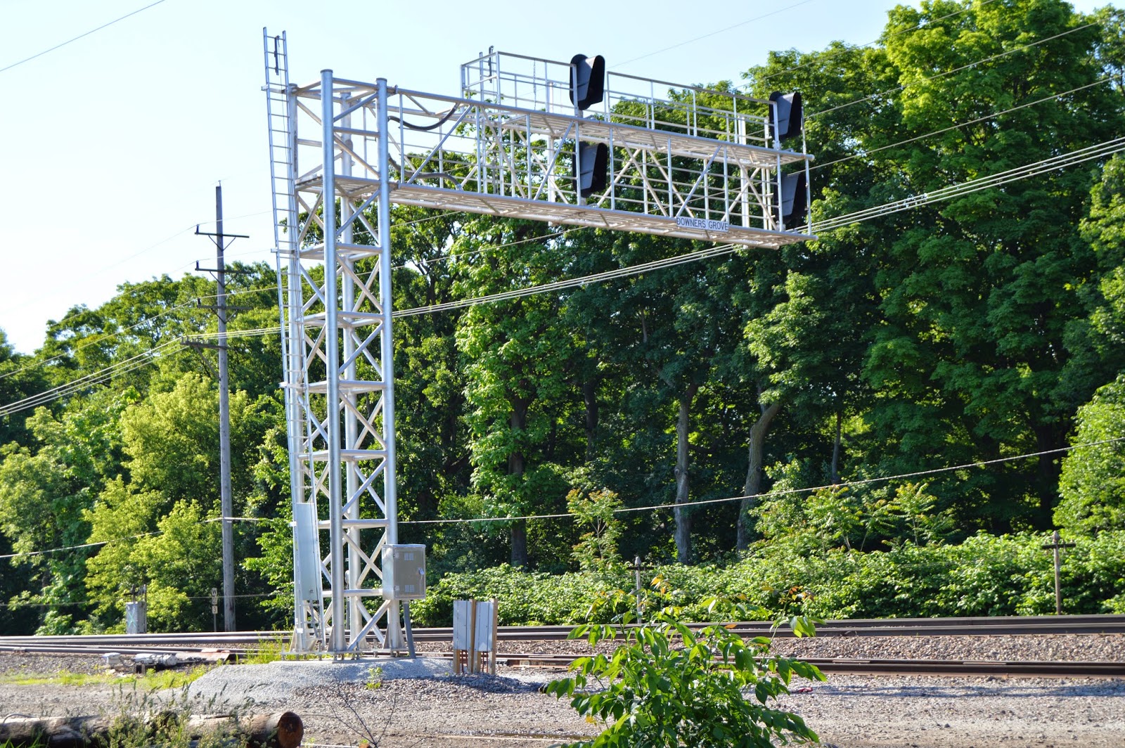 Industrial History: CB&Q Updates Track Signals