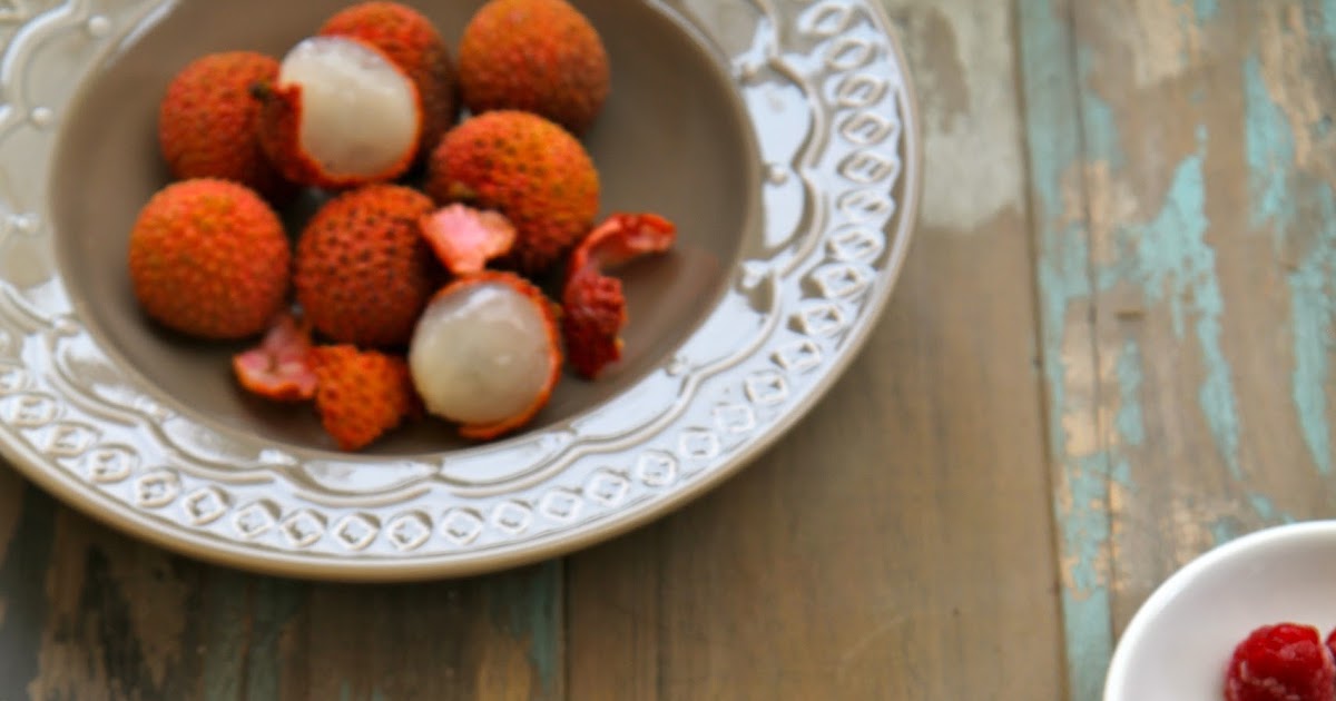 Lychee Coconut & Raspberry Pops