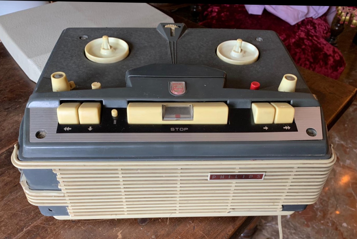 El Tocadiscos Feliz: Magnetofón Philips EL 3541