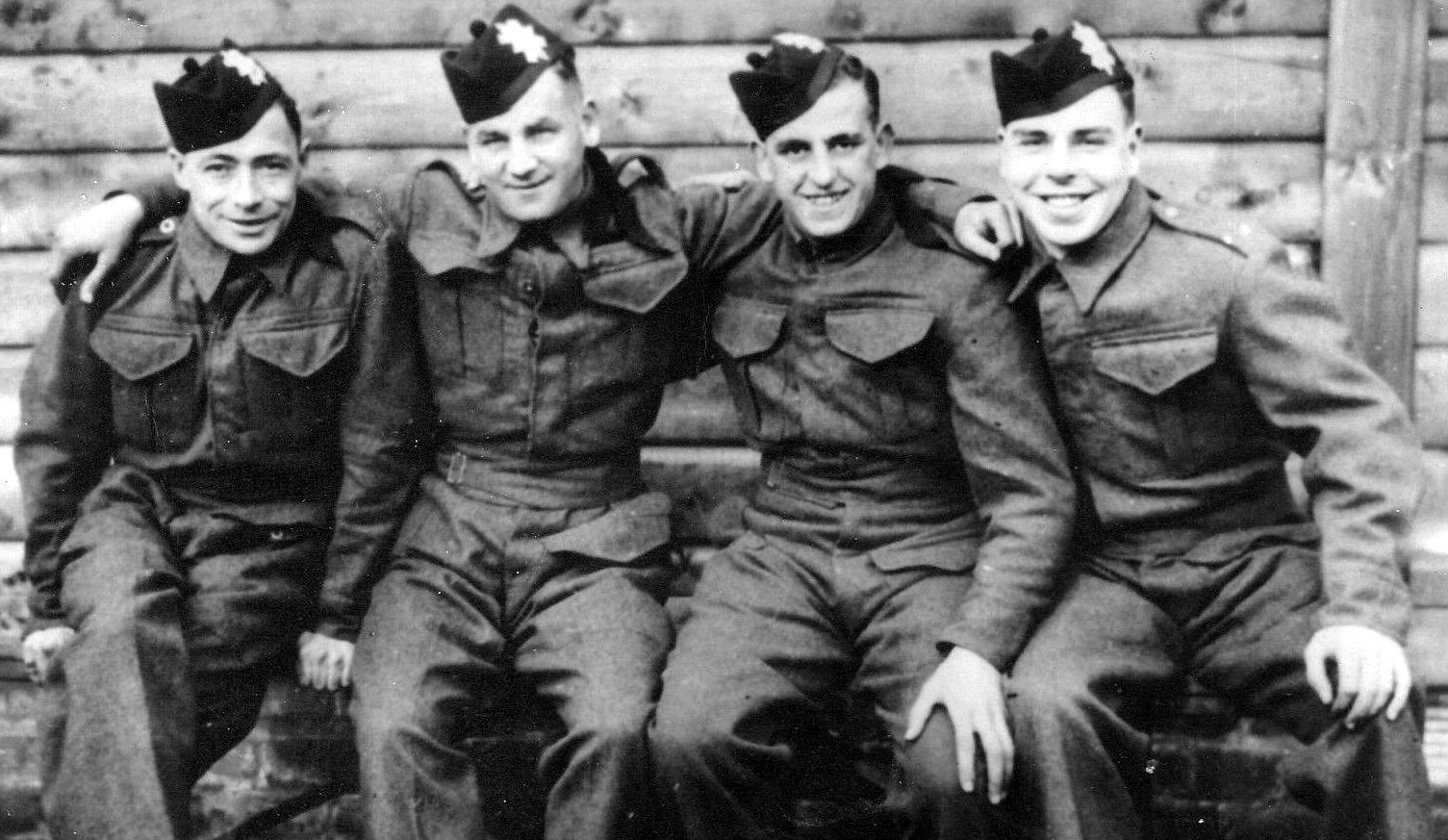 Tour Scotland: Old Photograph Highland Regiment Soldiers Leven Fife ...