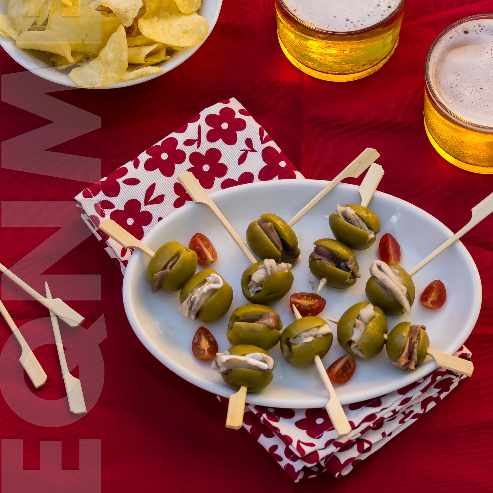 El que no mata, engreixa: Aceitunas rellenas de anchoa y boquerón