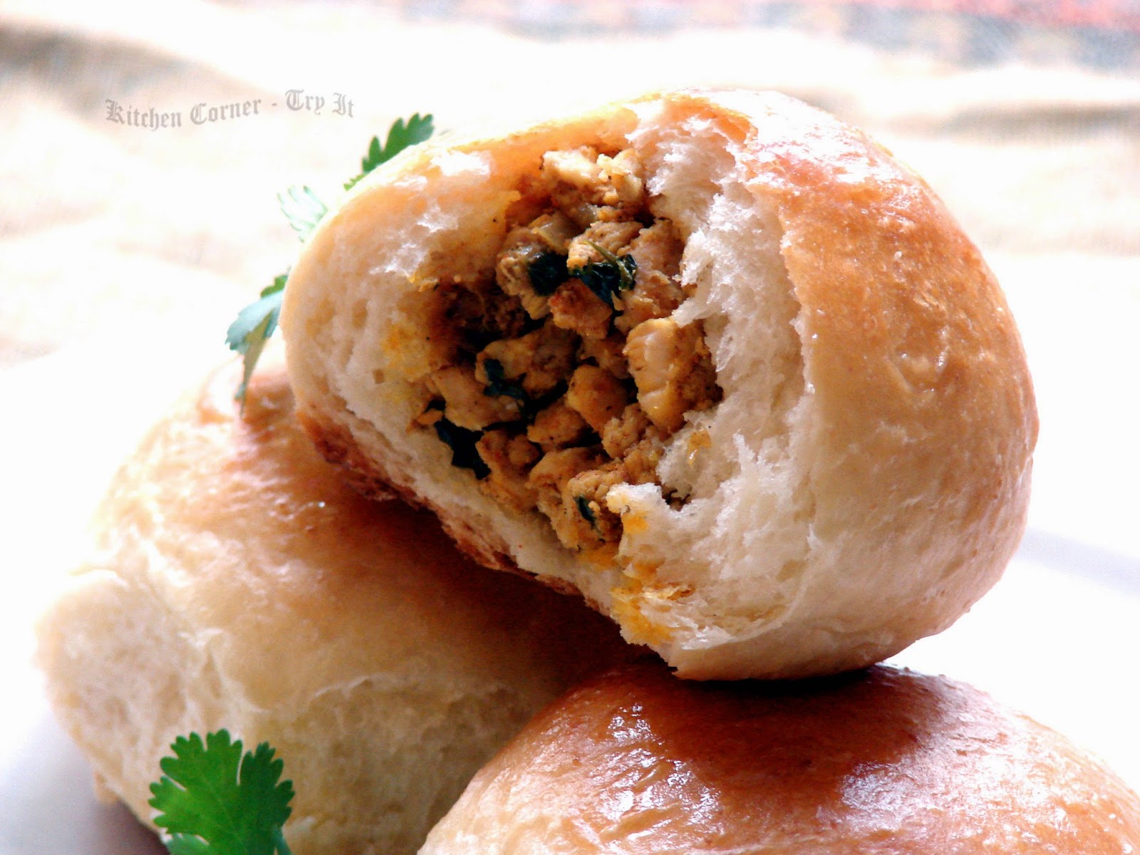 Masala Bun/Bun Nirachathu