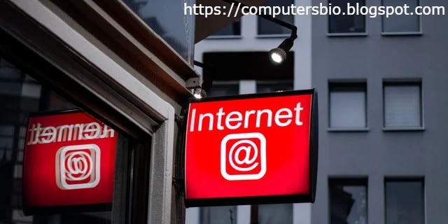 What is Internet easy definition?