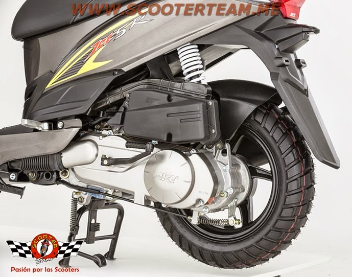 SCOOTER TEAM: Jet 5, la nueva scooter 150cc de AKT