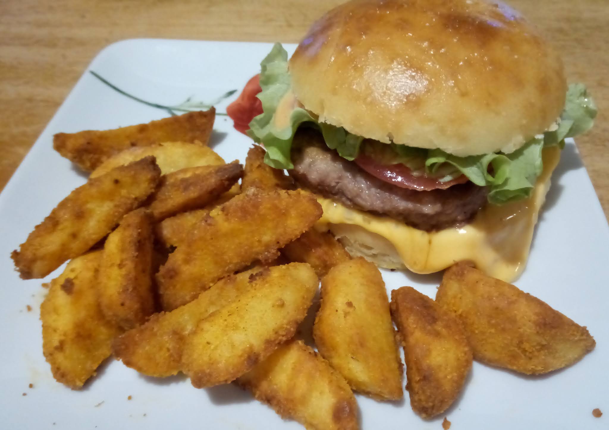 Ma cuisine pour tous: Burger 🍔 et potatoes maison
