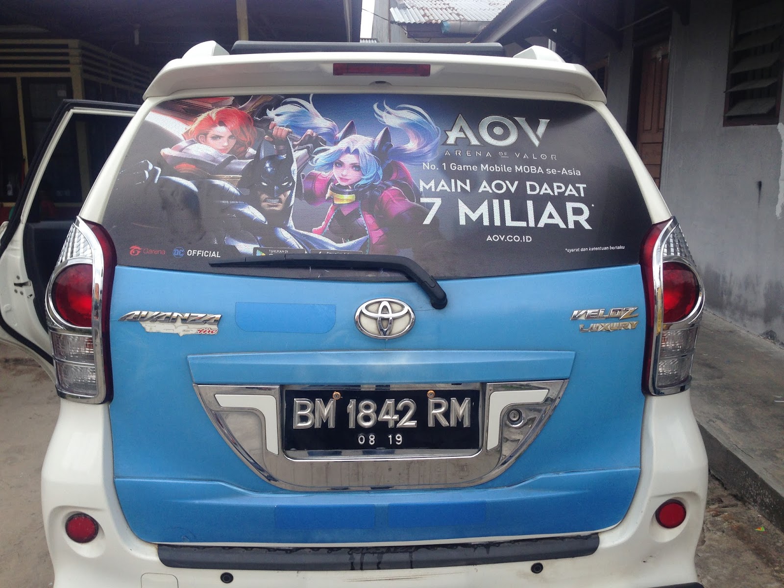 Cutting Sticker Mobil dan Car Branding di Pekanbaru - Conical
