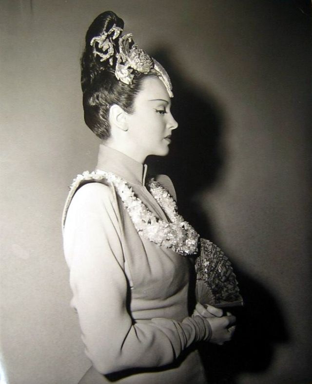 30 Gorgeous Photos of Lucille Bremer in the 1930s and ’40s ~ Vintage ...