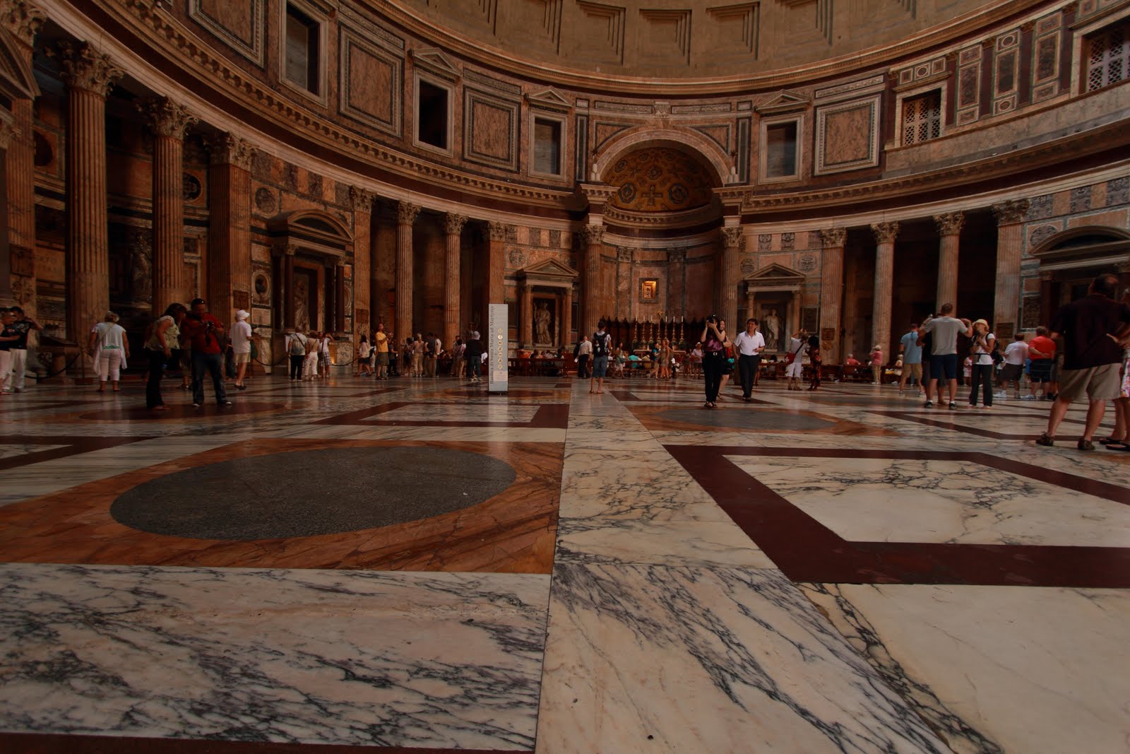A Daily Dose of Rome: Iconic Structures of Rome: The Pantheon