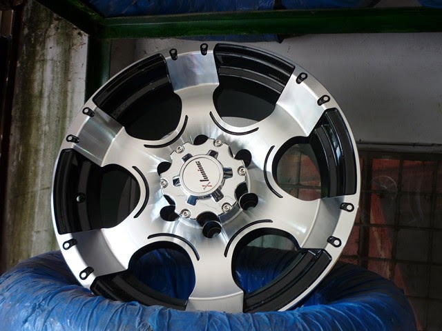 Nippon Tyre Center: 16" size alloy wheels for 6 hole cars