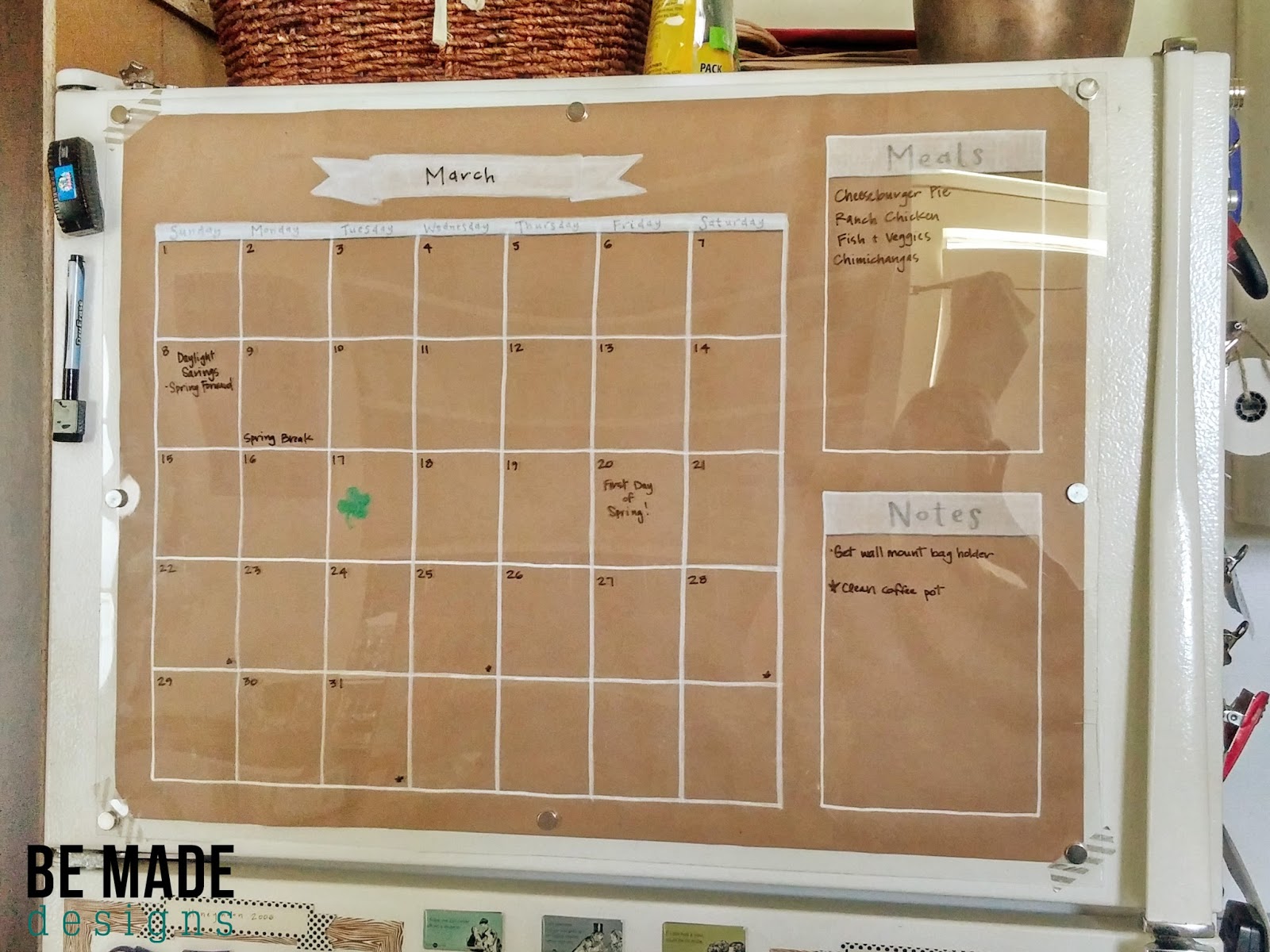 BE MADE: Staying Organized: Kraft Paper Dry-Erase Calendar