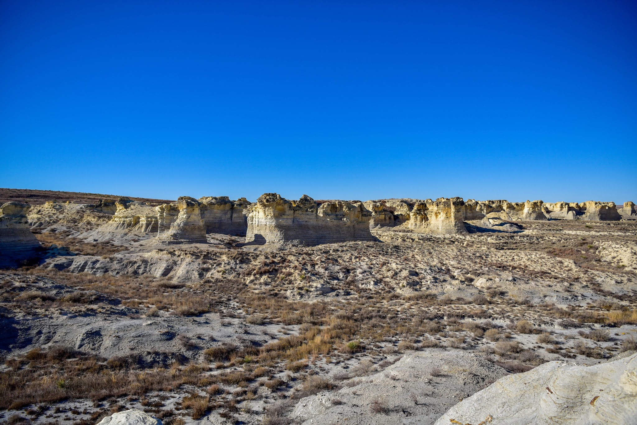 KANSAS BADLANDS: LITTLE JERUSALEM & MONUMENT ROCKS - JOURNOSPEAK