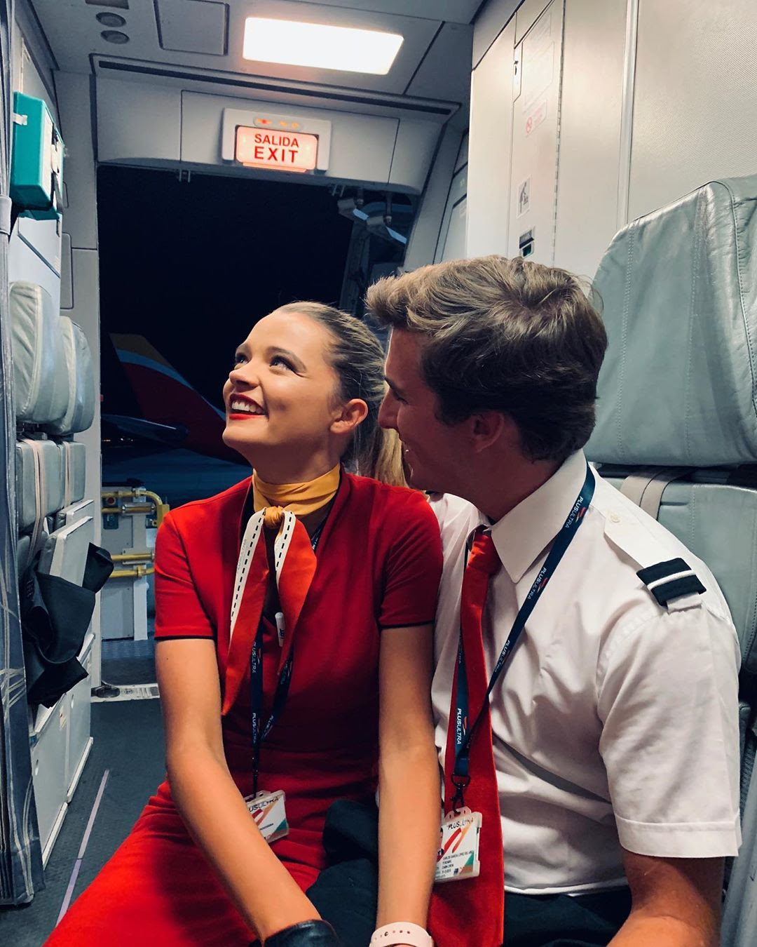 Plus Ultra Líneas Aéreas ayuda a sus pasajeros a encontrar el amor en ...