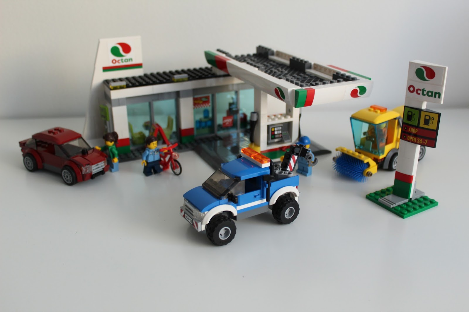 Joe Bricks SK: LEGO City 60132 Benzínová stanica Recenzia