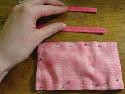 The Pursuit of Happiness: DIY Embroidered Luggage Tag