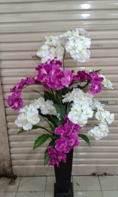 Pondok Dahar Lauk Jogja: Bunga Rangkai Kecil Tabletop @ Lauk Jogja ...