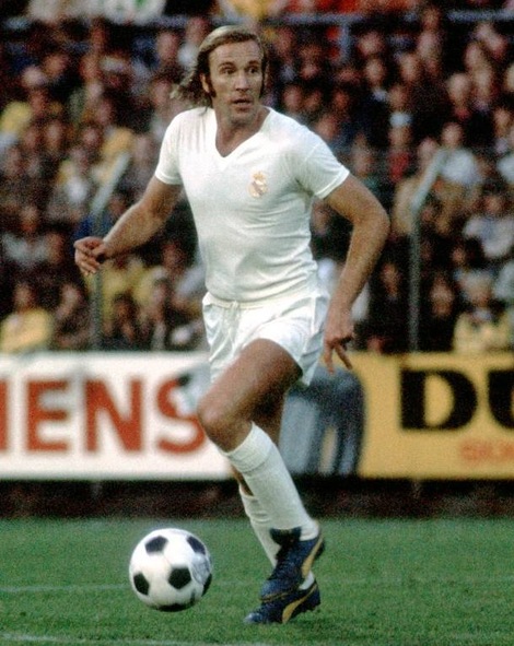 Ευλογημένο Ποδόσφαιρο : Γκίντερ Νέτσερ: Το Γερμανικό Άλογο