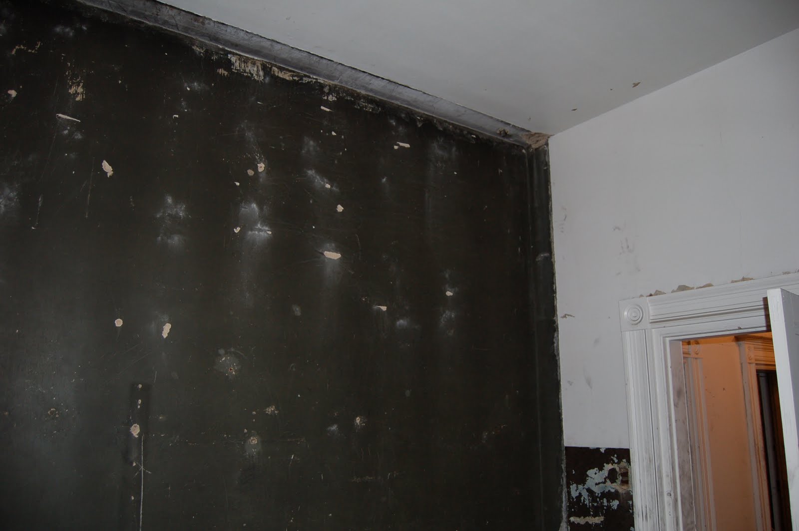 House Restoration: HIDDEN WALLS, WINDOWS, STENCILS, AND VENTS