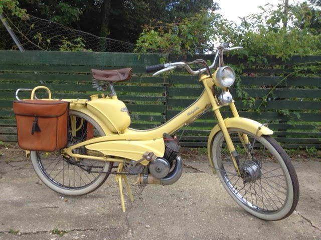 la Mobylette Français