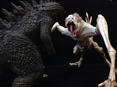 The Kaiju Planet: Original Figure Review - Hasbro Signature Series ...