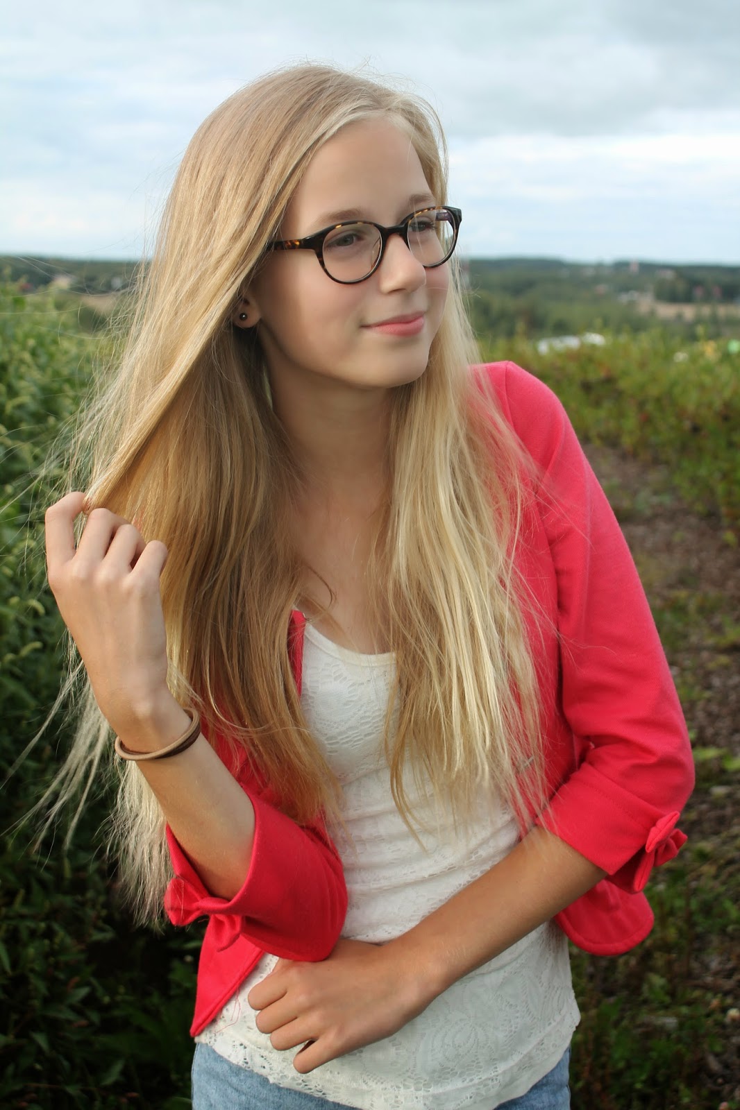 Venla ja ponit: LUUKKU 10: Vieraileva kirjoittaja